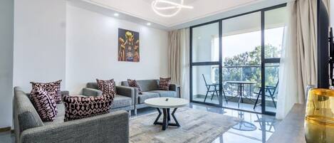 Apartamento Familiar, varanda, Vista para a cidade | Sala de estar | Smart TV