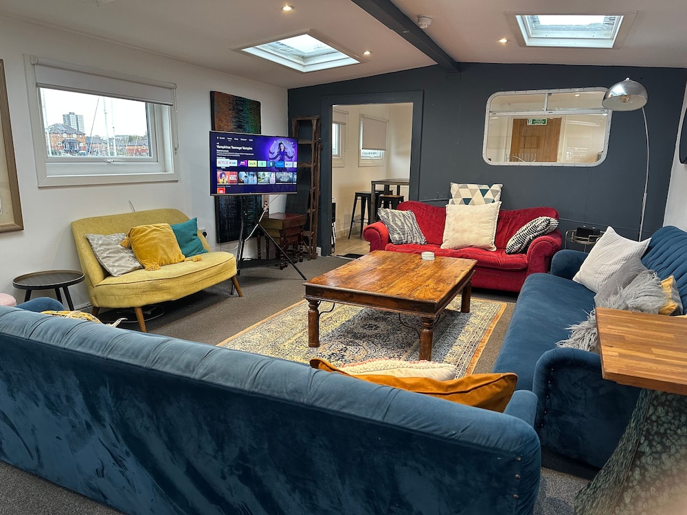 Liverpool Waterfront Stay Excellent Location Onsite Parking - Cheshire