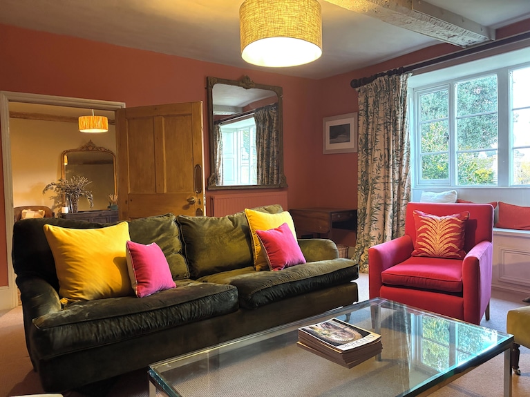 Charming 17th-century Listed Manor Farmhouse, On An Organic Oxfordshire Farm. - Bicester