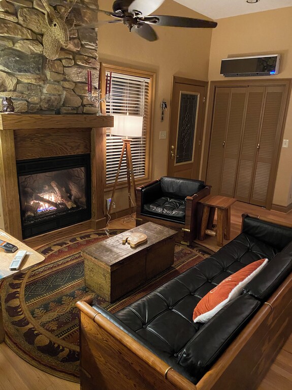 Rivers Chalet: An Inspiring Stay On The Edge Of The Gifford P. National Forest. - Washington