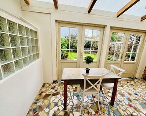 Private house 70m2 with garden 5 bus stops from center strasbourg, chez ...