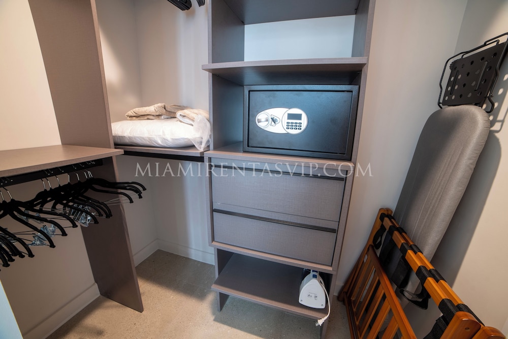 Crosby Miami World Center - Miami