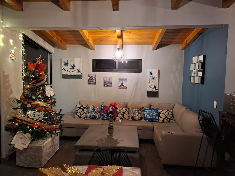 Serene 2-bedroom Cabin In Charming Mazamitla Getaway - Jalisco