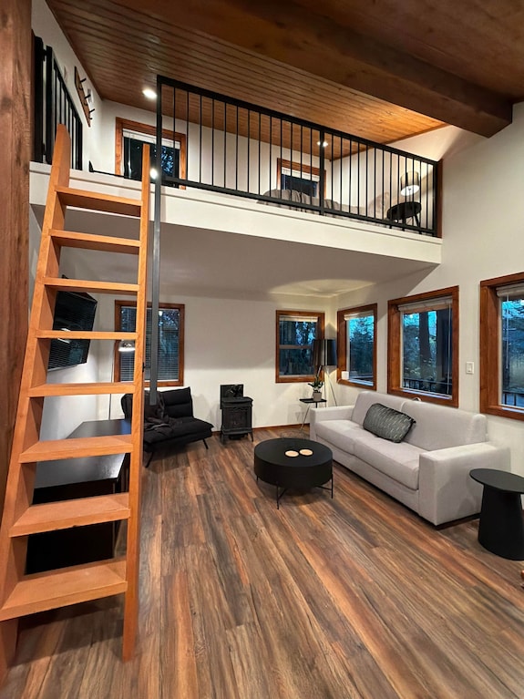 The Grove Guest House - Quadra Island
