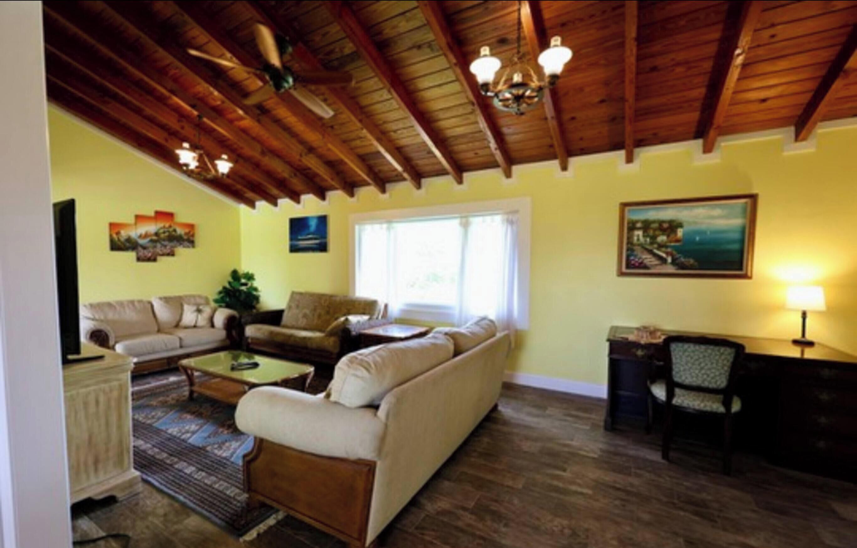 Beautiful 3bedroom Second Floor With Full Kitchen, A Pool In Pine Island - North Captiva Island, FL