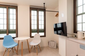 Quarto Duplo Deluxe, vista para a baía | Wi-fi grátis 