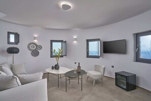 Superior Windmill with a private jacuzzi Reviews, Deals & Photos 2026 ...