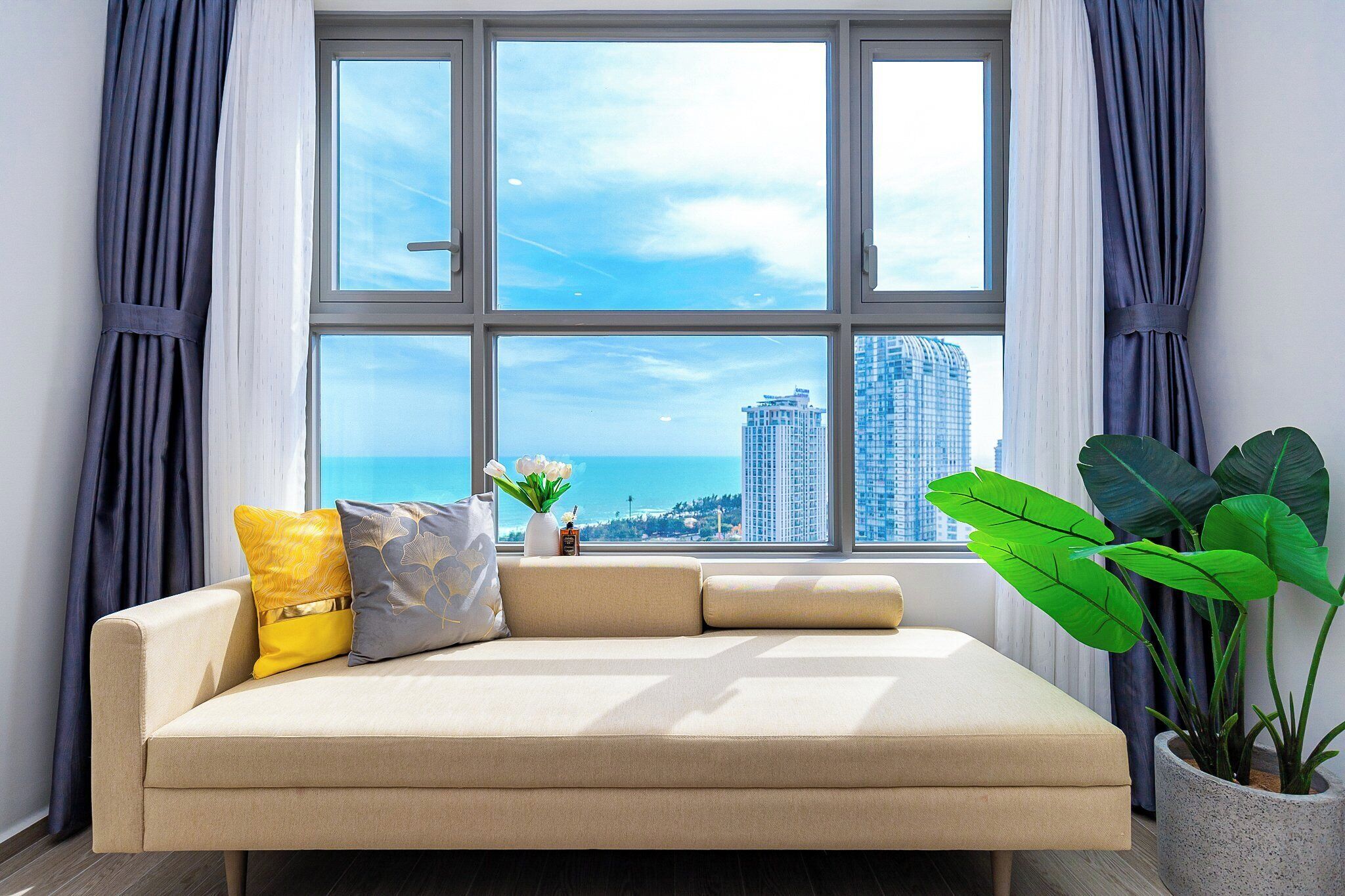 Apartamento Familiar, 3 quartos, banheira, vista para a praia | Comodidade do quarto