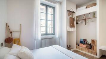 Apartamento | Roupa de alta qualidade, edredões de penas, ferro/tábua de engomar