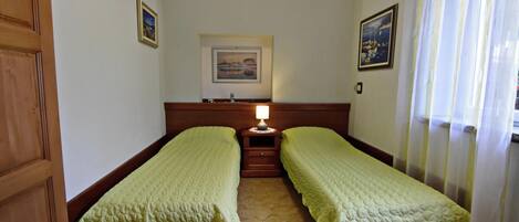 Apartamento, 2 quartos, pátio, vista para o jardim | 2 quartos