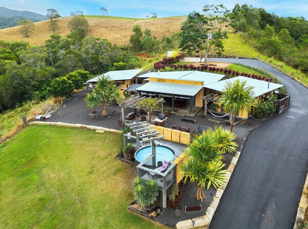 Mayan Farm Villas - Noosa