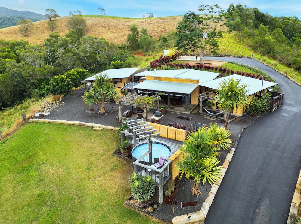 Mayan Farm Villas - Noosa