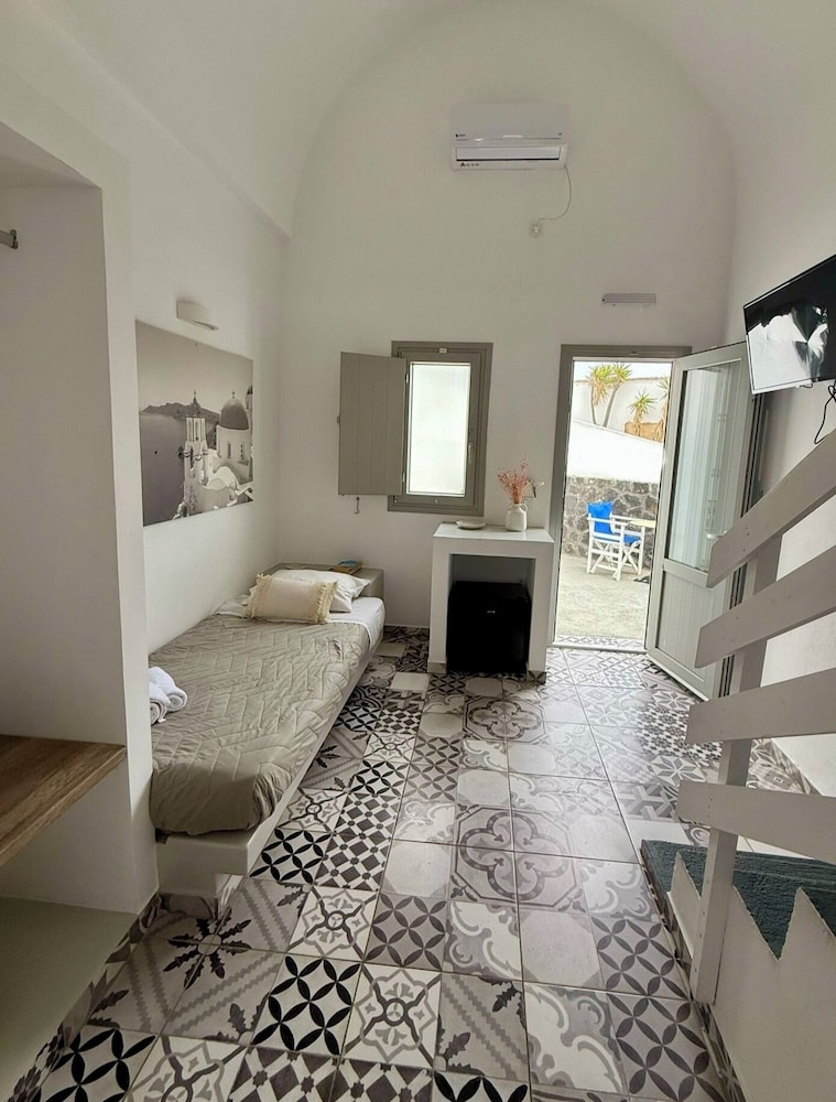 Comfort Inn Fira - Santorini