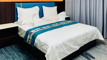 Quarto Duplo Standard, Vista para a cidade | Wi-fi grátis
