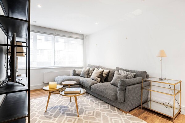 4-bed House Next To Harrods Pont Street Mews - Chelsea