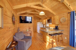 Walk to Dtwn Damascus: Cabin w/ Creek Views! Reviews, Deals & Photos ...