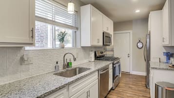 Casa (2 Bedrooms) | Interior