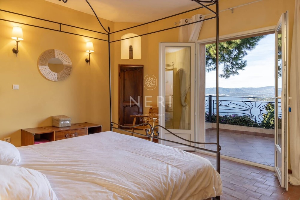 Villa AMBRA - 6 bedrooms, panoramic sea view, swimming pool ...