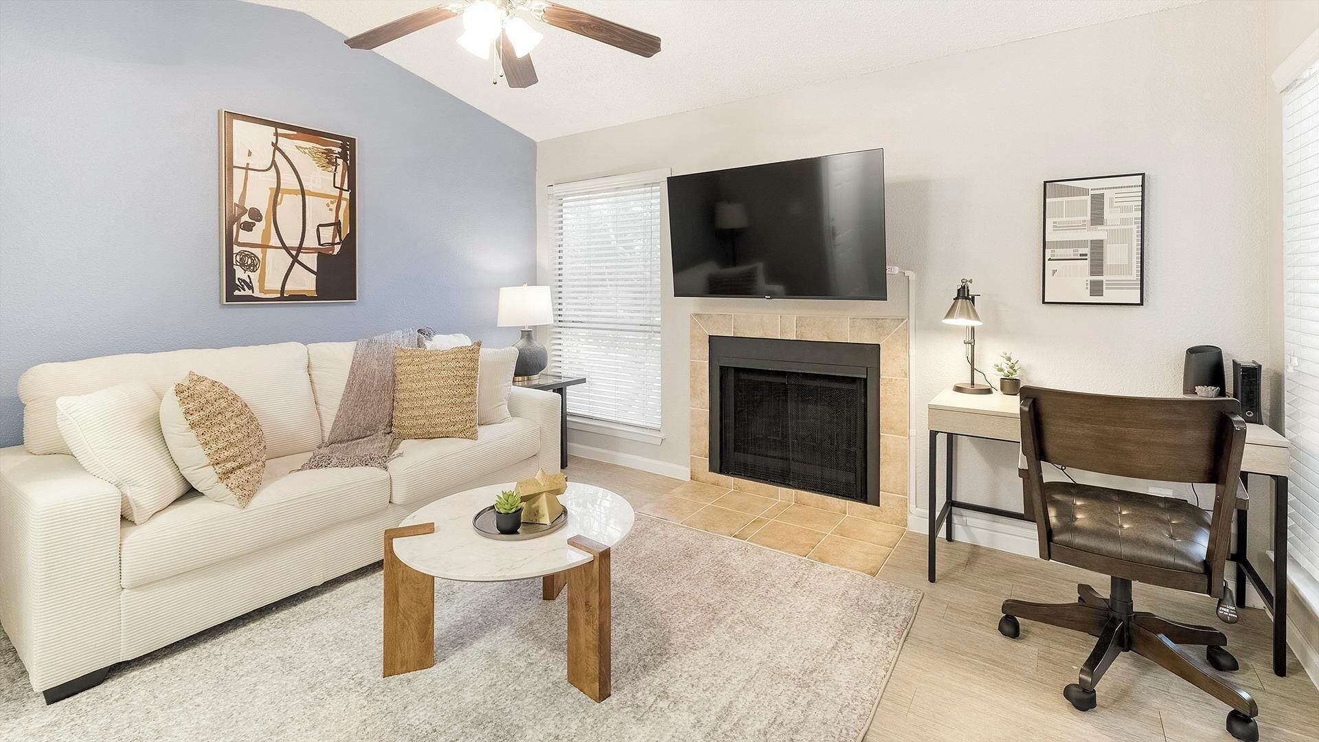 Landing | Stunning 1bd, Pool - Arlington, TX