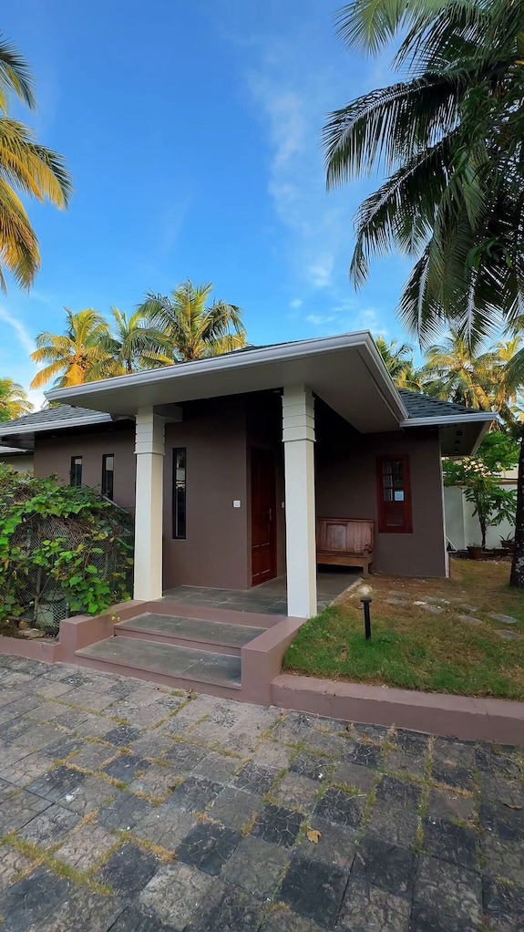 Invito Beach Resort A Bright, Beautiful Arabian Sea Stay - Kannur