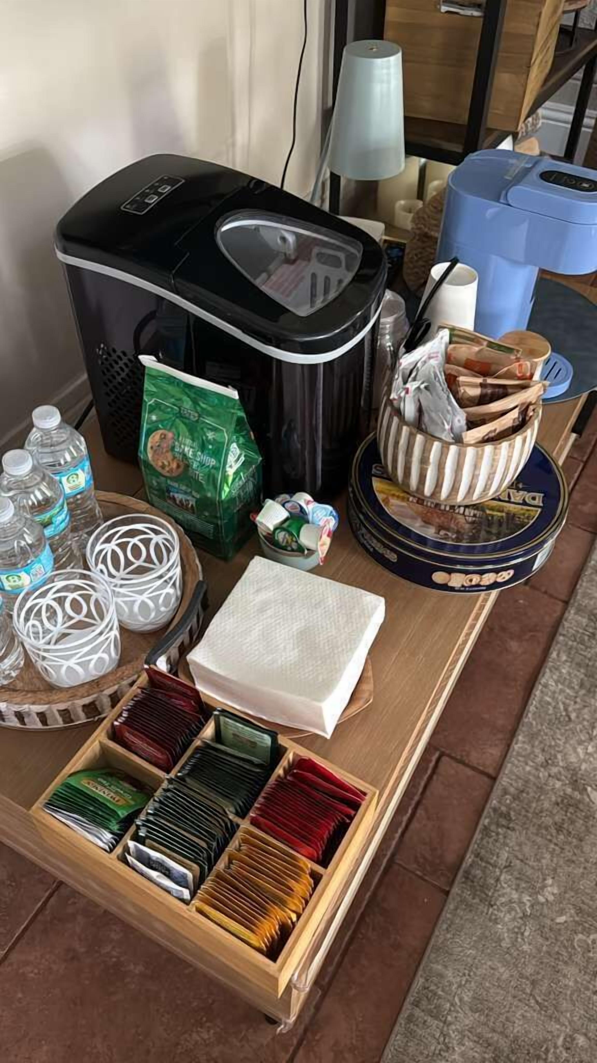 Quarto Individual, 1 cama queen-size, não fumadores, micro-ondas | Wi-fi grátis 