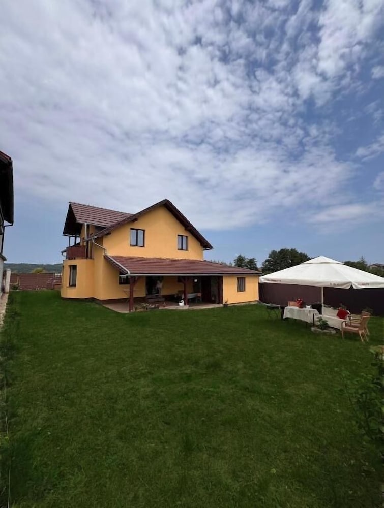 Locație Retrasă Cu Priveliște Deosebită - Transylvania