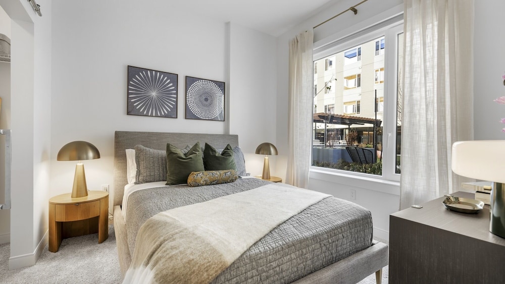 Hyatus Curated Residences Everett - Massachusetts