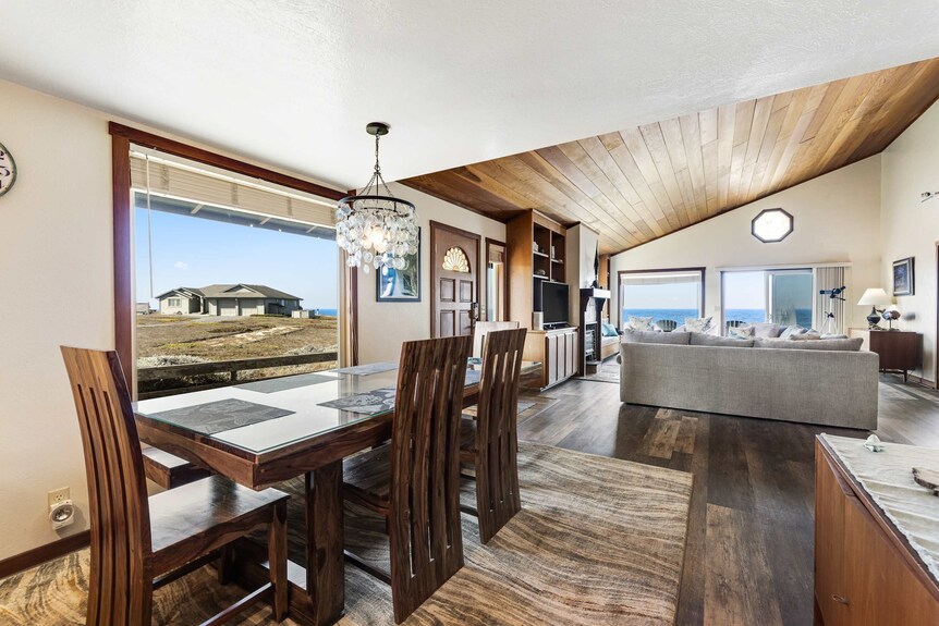 Oceanfront Sanctuary - Private Cove, Deck, Grill - 포트브래그