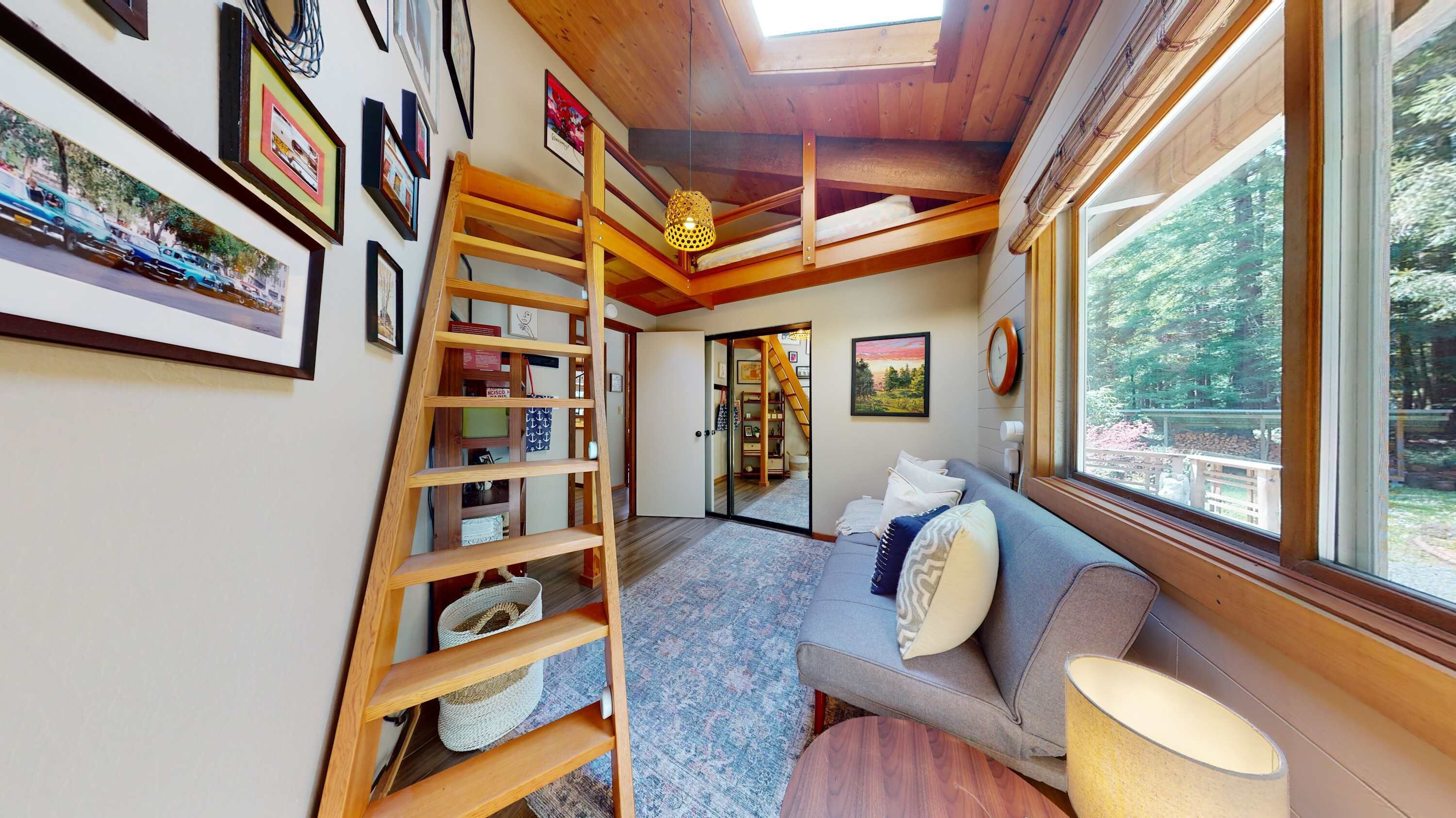 Mendocino Cozy Cabin-large Patio, Grill & Garden - Mendocino, CA