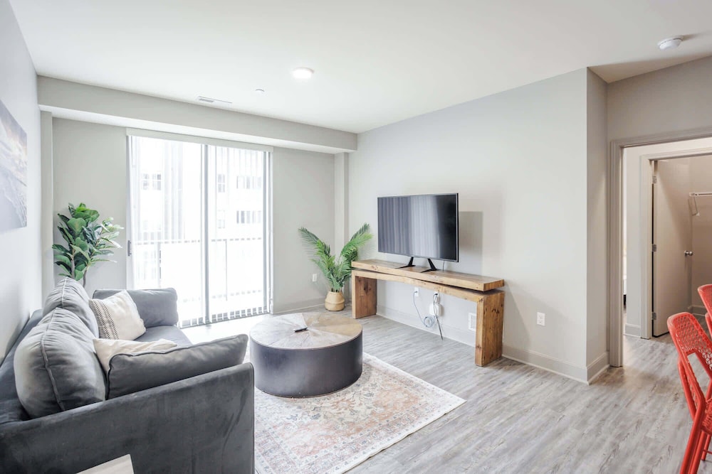 CozySuites at the Banks gym, pool 14 - Cincinnati | Vrbo