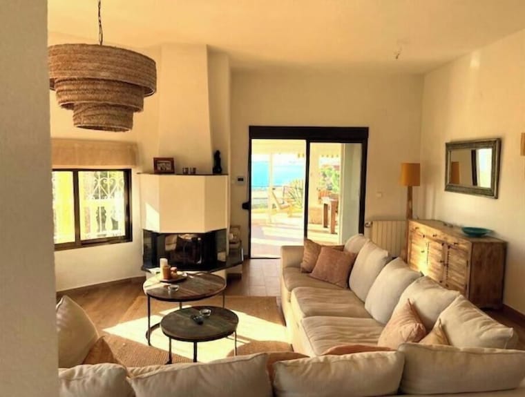 Stijlvolle Villa Tegen De Klif In Coveta Fuma Met Spectaculair Zeezicht - El Campello