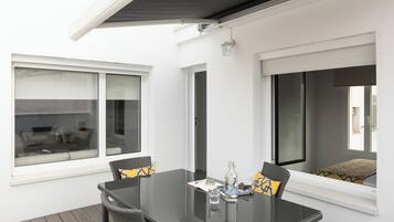 Apartamento Standard, 1 quarto, terraço | Terraço/pátio interior