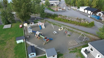 Área de recreio para crianças (ao ar livre)