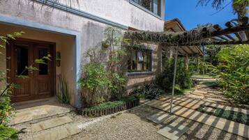 Casa, fumadores | 5 quartos