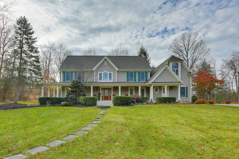 Pond + Gazebo: Expansive Hudson Valley Escape! - Goshen, NY