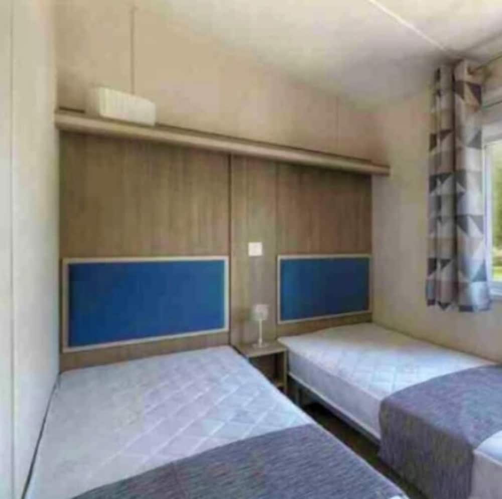 Spacious mobile home 40m2+equipped terrace 25m2 - Argelès-sur-Mer | Vrbo