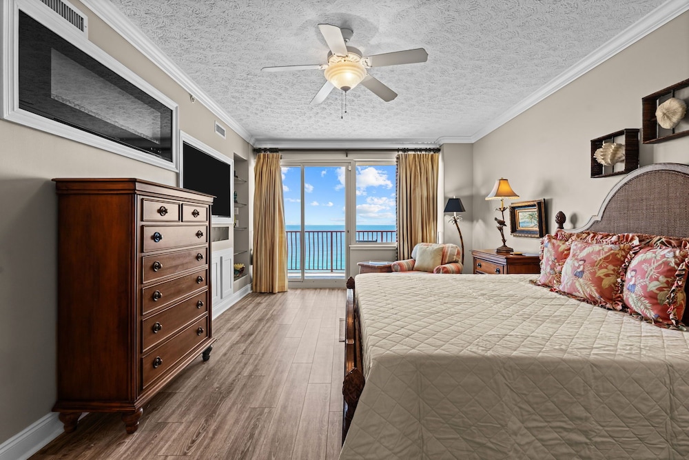 The Funky Monkey • Modern Gulf-Front 3BR/3BA • Hidden Dunes - Gulf ...