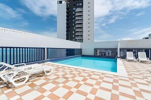 Apartamento | Piscina | Piscina exterior 