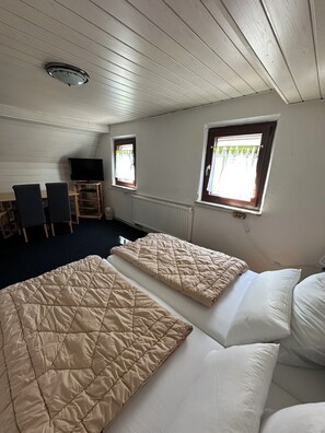 Quarto casal ou duplo | Wi-Fi de cortesia