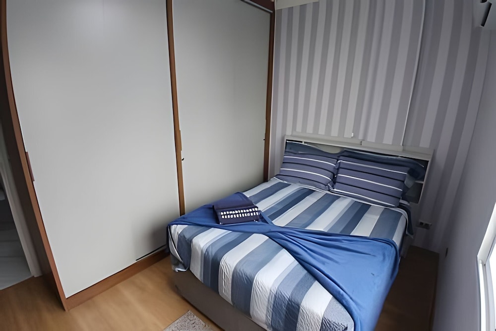 SHB - Central Miramar Shopping Mall from the beach - Santos | Vrbo