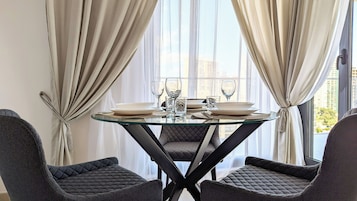 Magic Apartment | Sala de jantar