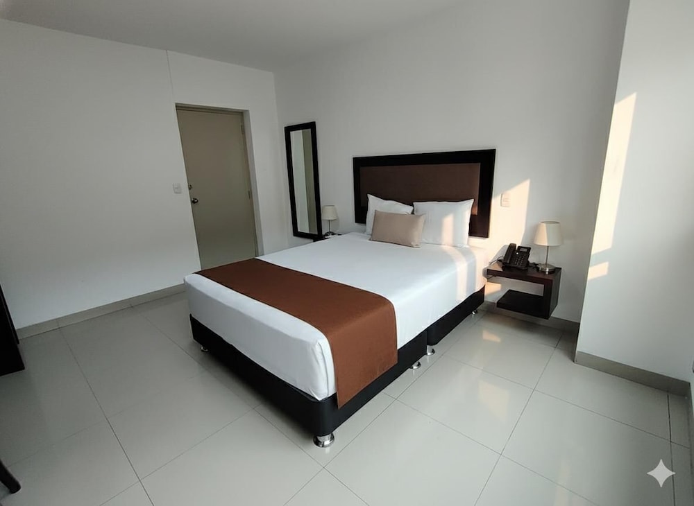 Hotel Win & Win - Piura