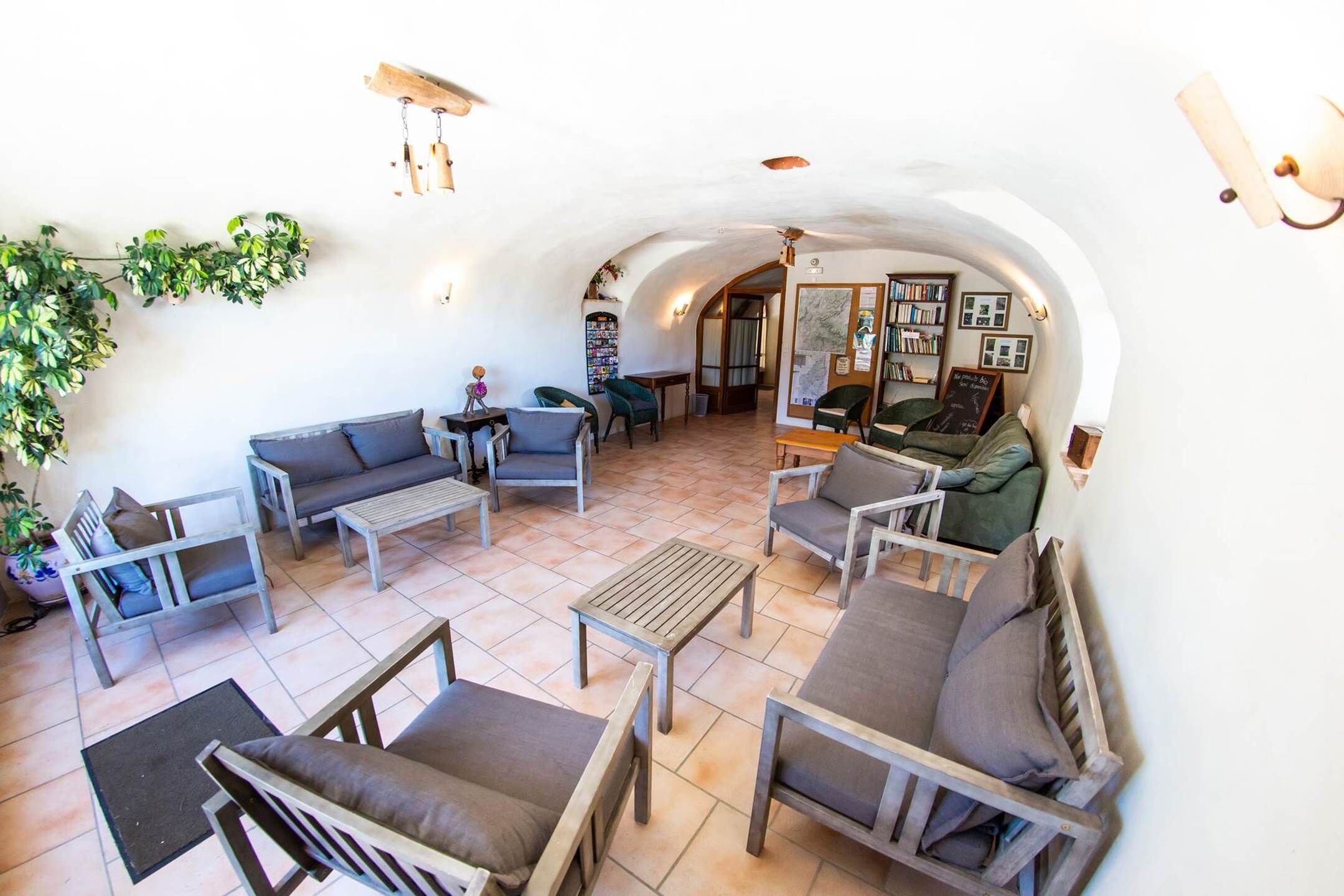 Les 3 Eaux - 14 Pers - Vallon-Pont-d'Arc