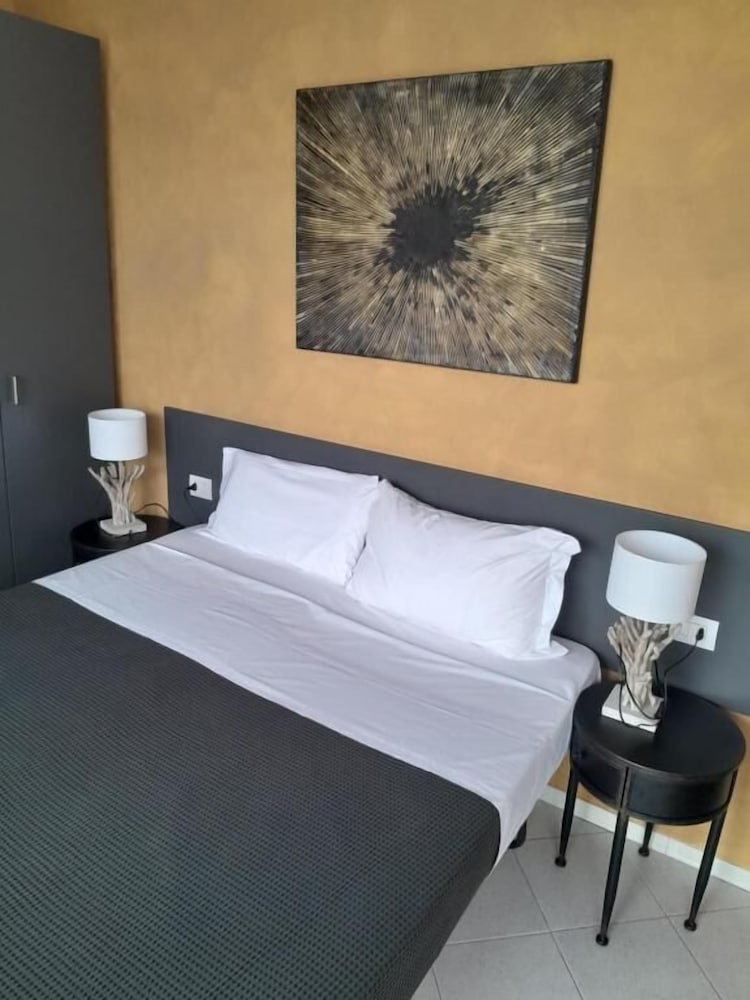 Gerenzano Apartments - Saronno