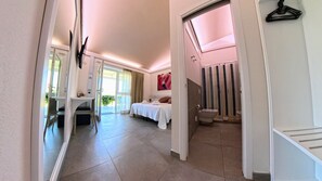 Cortinas blackout, Wi-Fi de cortesia, roupa de cama