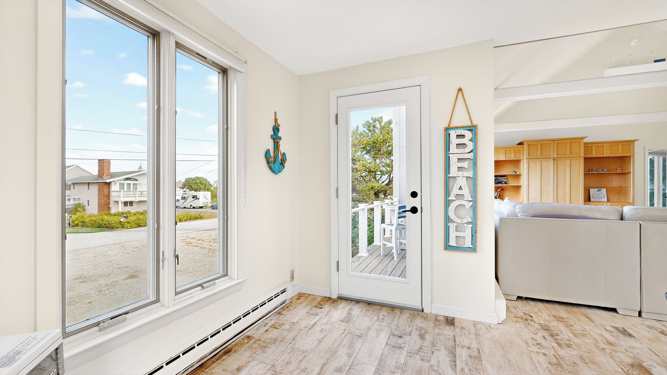 Salty Dolphin By Bayley Vacation Rentals - Scarborough, ME