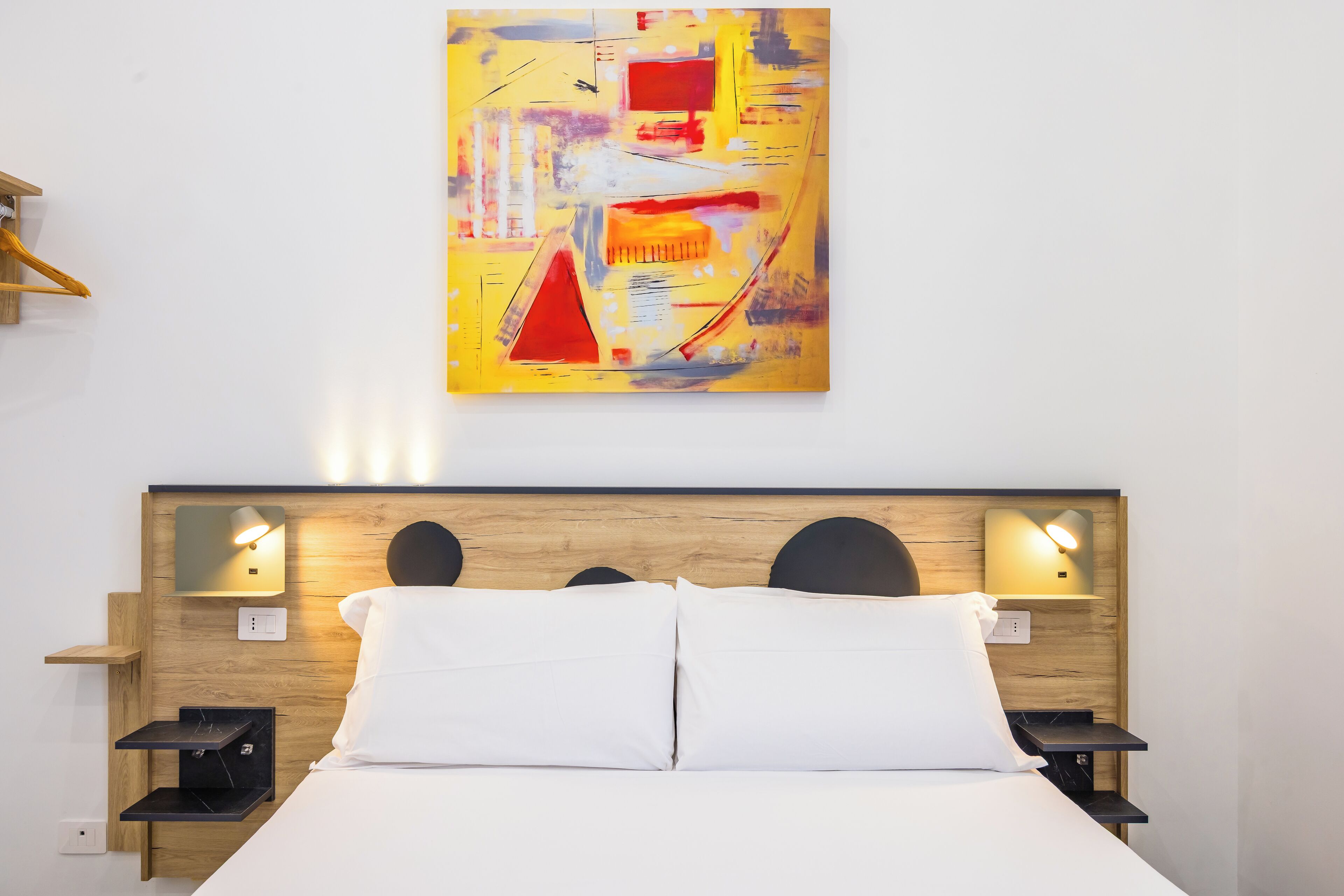 Cofre no quarto, secretária, ferro/tábua de engomar, Wi-fi grátis 