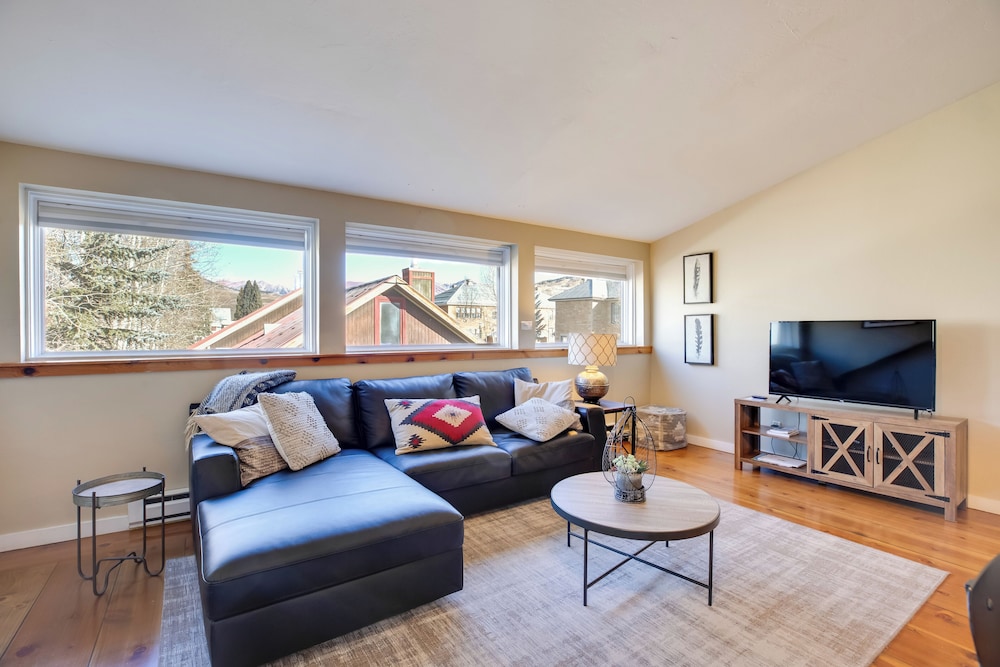 Hike, Bike & Ski! Downtown Crested Butte Condo - Crested Butte, CO