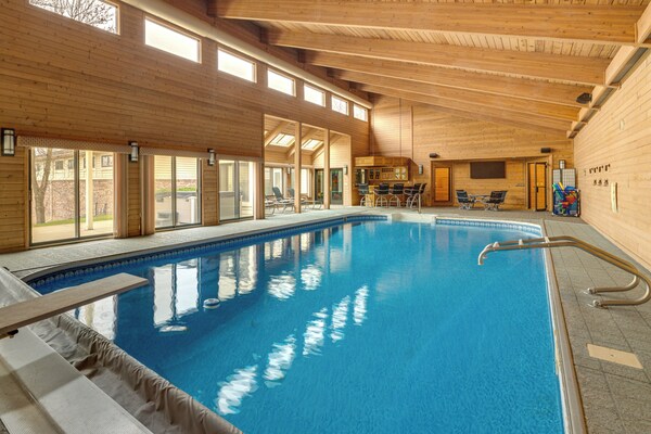 Courts, Pool & Game Room: Luxe Long Lake Estate! - Plymouth, MN