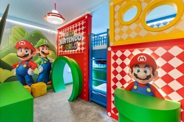 Vila, vários quartos | Área infantil